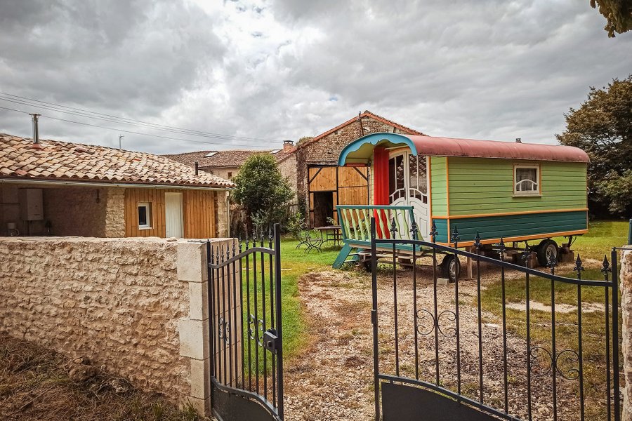Roulotte Climatisée Avec Piscine Naturelle - Deux-Sèvres