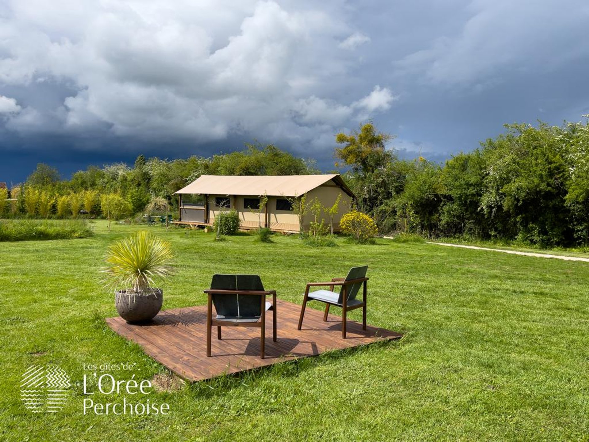 Tente Lodge De L'orée Perchoise - Centro