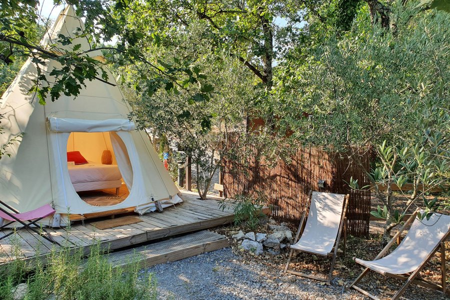 Tipi Lodge Avec Spa Privatif - Ardèche