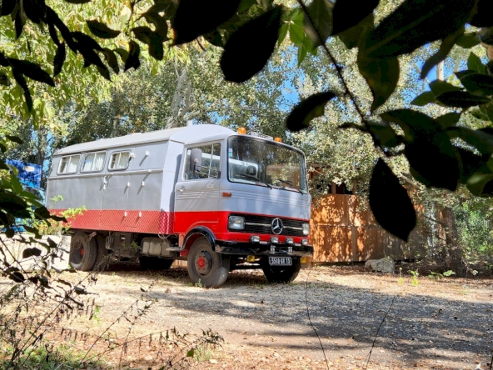 Le Truck-lodge - Saint-Rémy-de-Provence