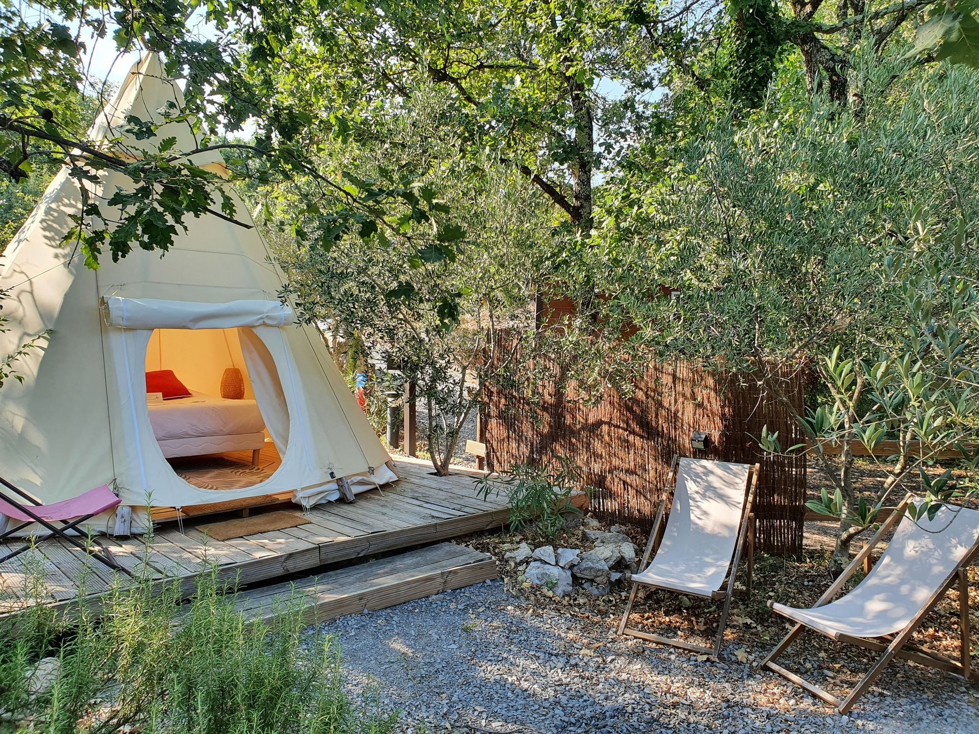 Tipi Lodge Avec Spa Privatif - Ardèche