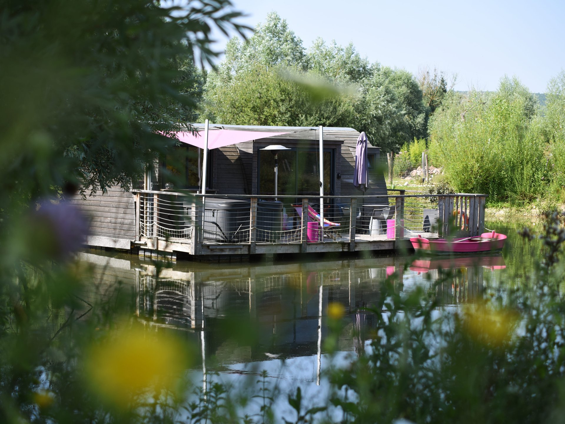 Lodge Duo Flottant Les Preuses Spa Et Sauna Privé - Yonne