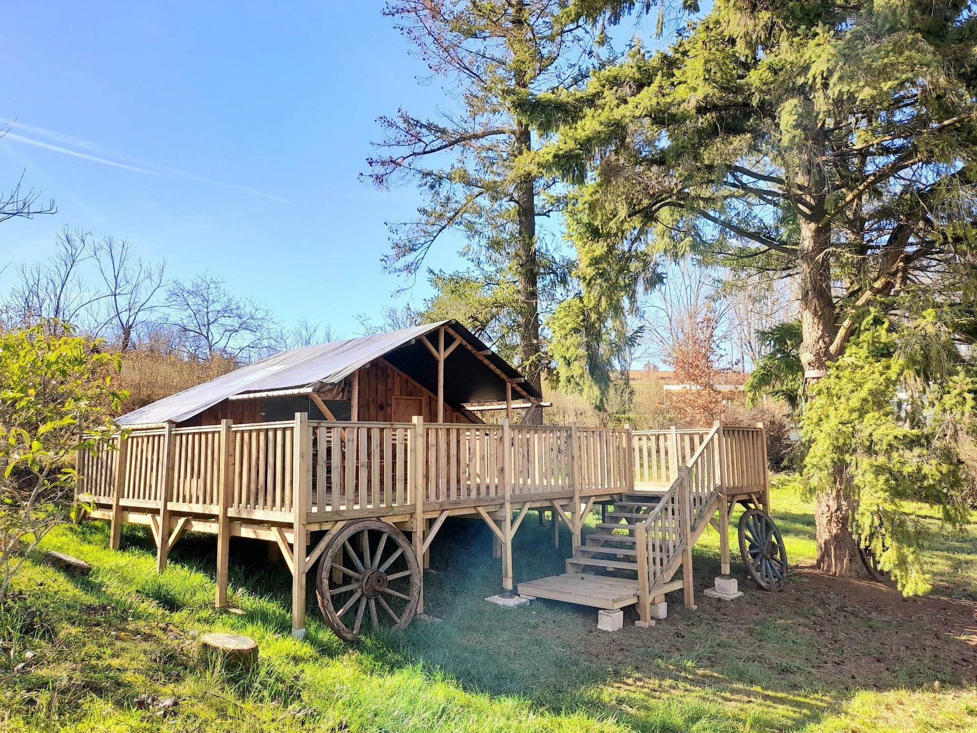 La Cabane Familiale Du Trappeur - Rabastens