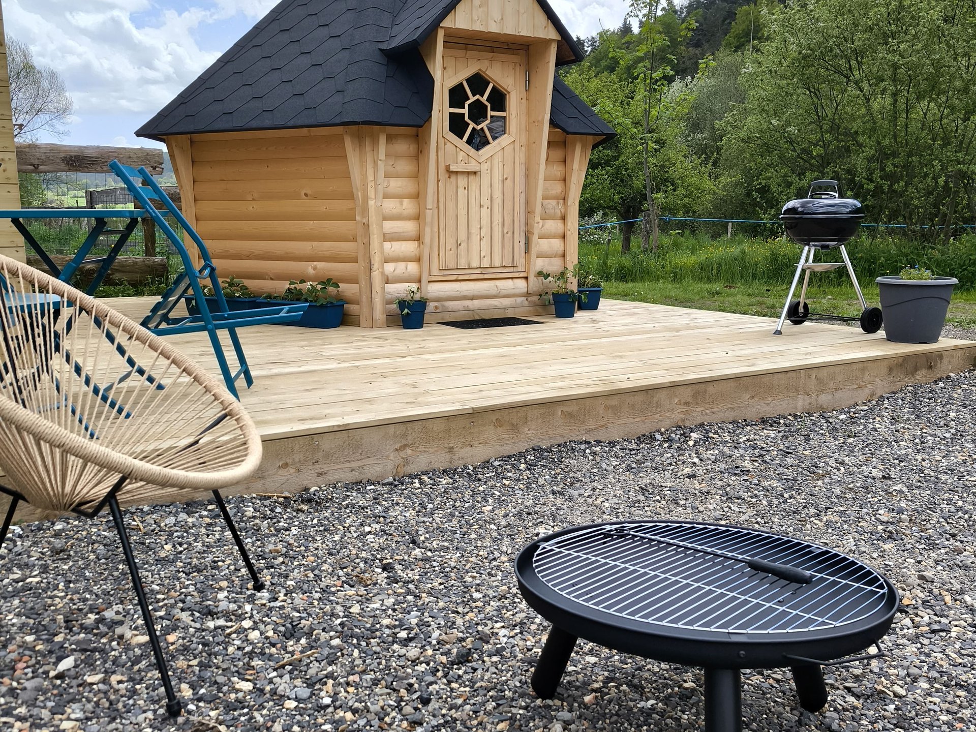 Kota Finlandais - Le Moulin Du Cheix - Lac Chambon