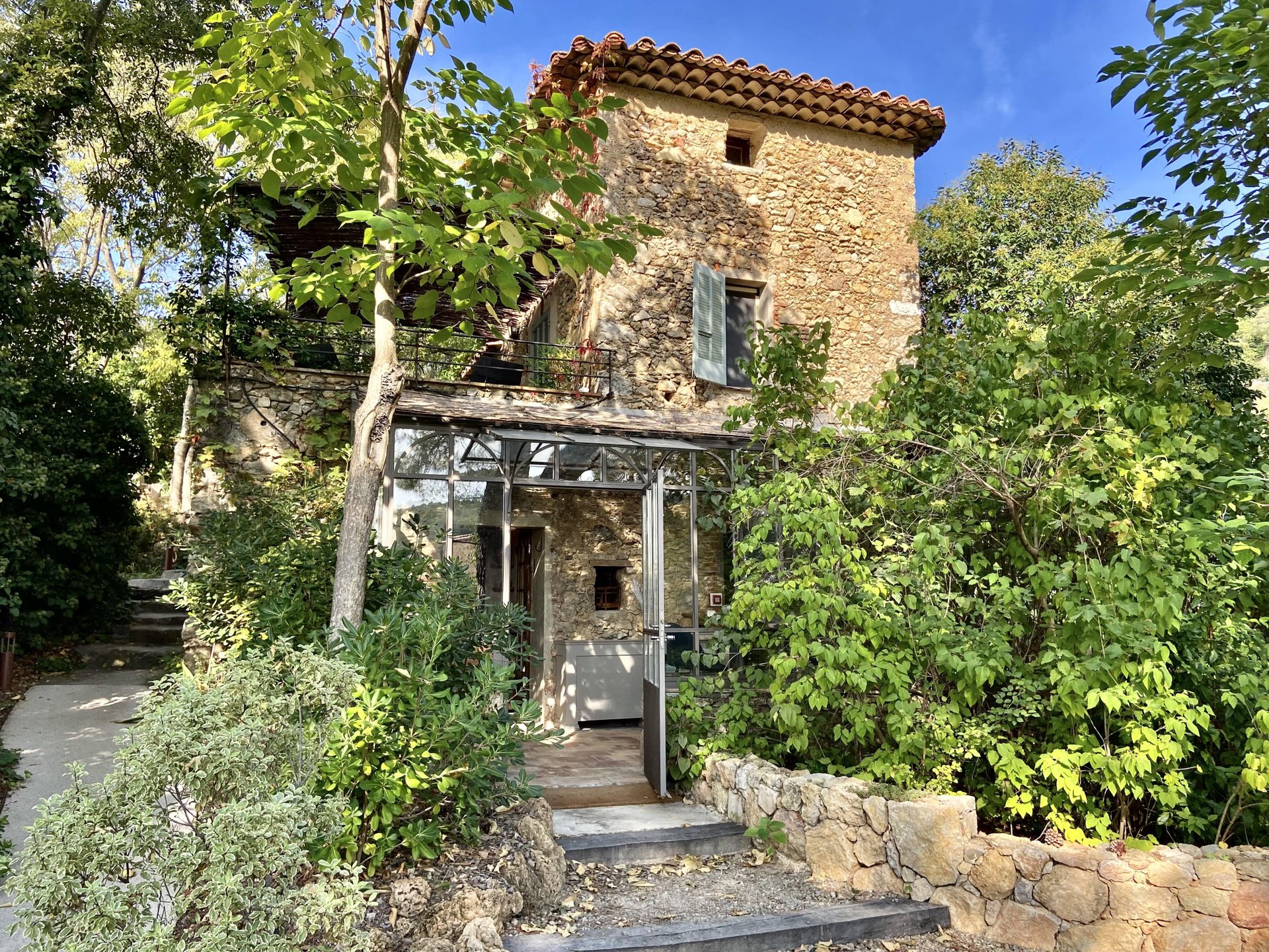 Chambre Troglodyte à Cotignac - Cotignac