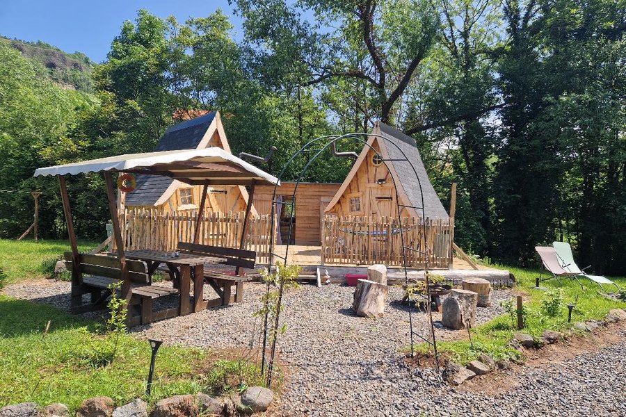 Les Cabanes Féeriques Family Du Cheix - Lac Chambon