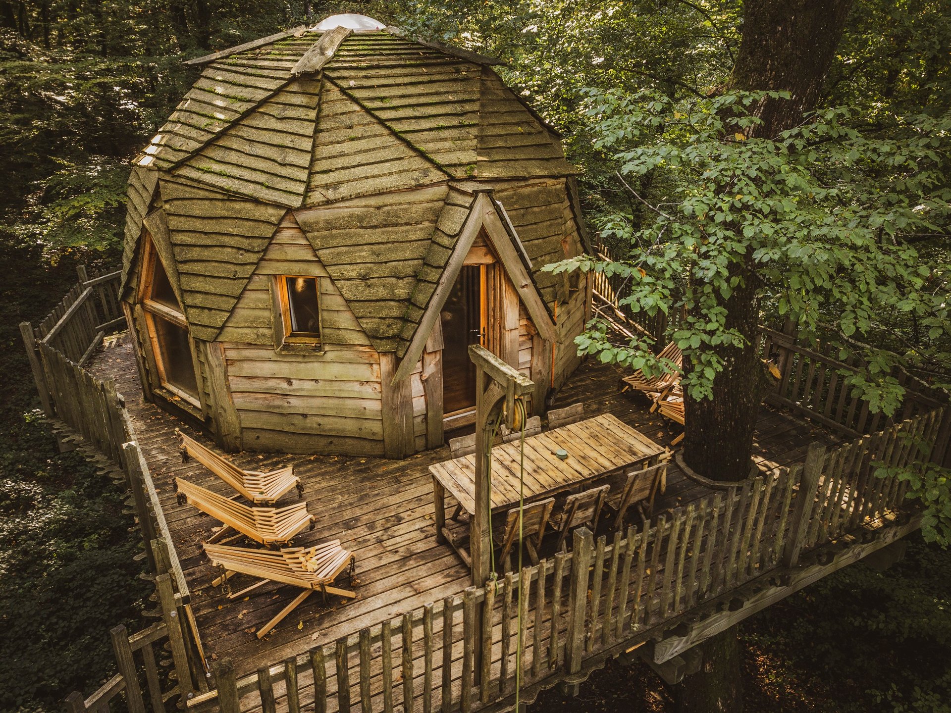 Cabane Enchantée - Canton de Jura
