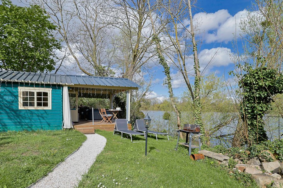 Chalet Bord De Seine & Spa - Saint-Germain-en-Laye