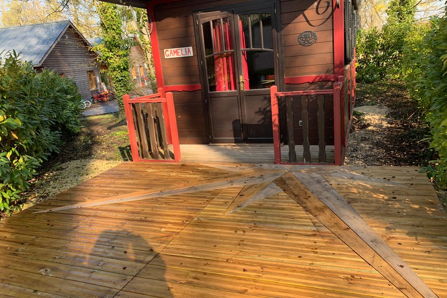 La Roulotte Familiale Hôtelière - Bar-sur-Aube